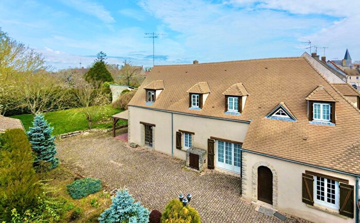 Maison à vendre - Prunay-le-Gillon - 6 pièces - 4 chambres