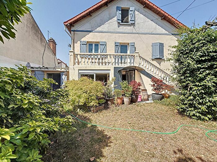 Maison 5 pièces à vendre à Villejuif, Haute-Buyères, Esselières