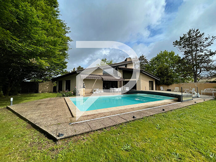 Maison à vendre - Le Pizou - 6 pièces - 4 chambres