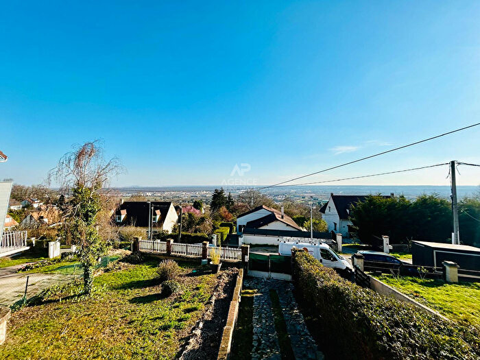 Maison à vendre - Chanteloup-les-Vignes - 6 pièces - 4 chambres