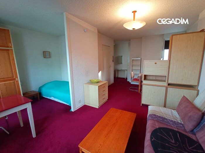 Lecoq, Clermont-Ferrand - Appartement 1 pièce à louer