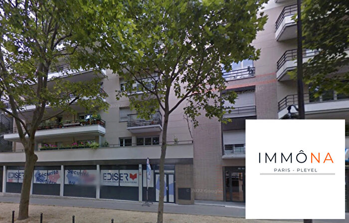 Appartement à louer - Paris e , Porte de Clignancourt, Porte Montmartre, Moskowa - 2 pièces - 1 chambre