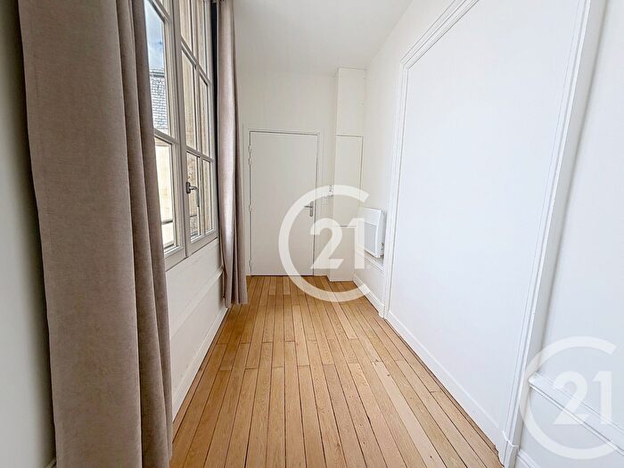 Appartement 2 pièces à Cognac, Centre-ville, Gare, à louer