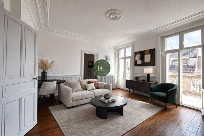 Appartement à vendre - Dijon, Centre-ville - 3 pièces - 2 chambres