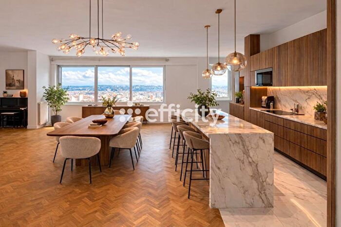 Appartement à vendre - Lyon e , Guillotière - 3 pièces - 2 chambres