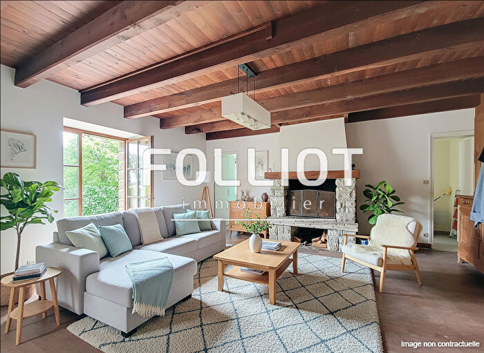 Maison à vendre - Isigny-le-Buat - 5 pièces - 4 chambres