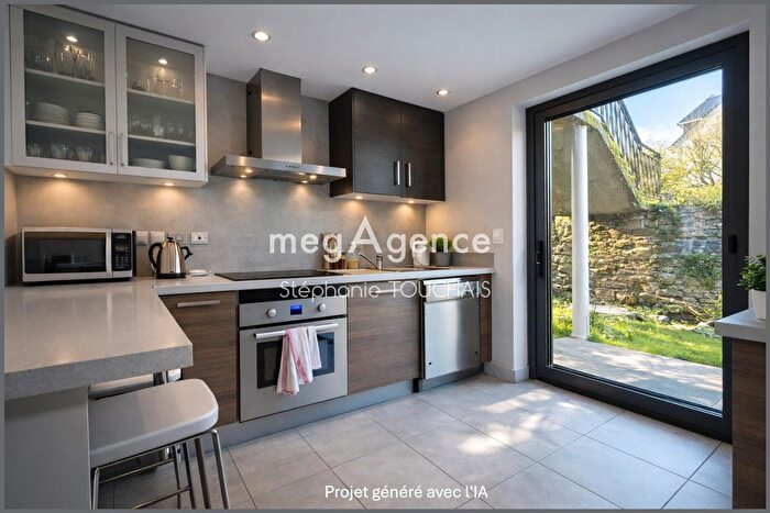 Maison à vendre - Saint-Brice-en-Coglès - 5 pièces - 2 chambres