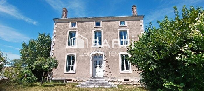 Maison à vendre - La Chapelle-Thireuil - 6 pièces - 4 chambres