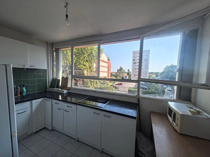 Appartement 1 pièce à louer à Toulouse, Bourrasol, Casselardit
