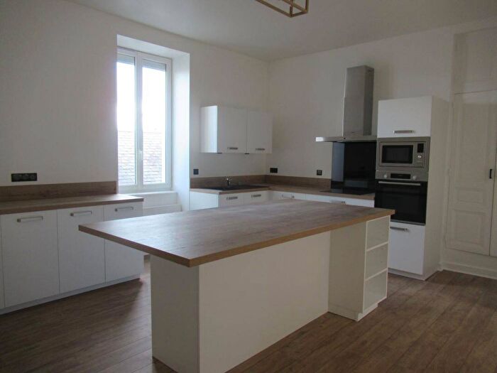 Appartement à louer - Sud, Saint-Yrieix-la-Perche - 3 pièces - 2 chambres