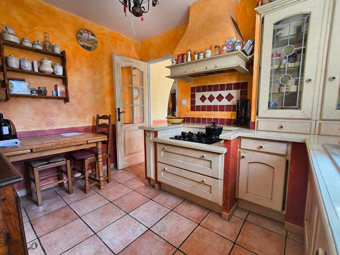 Maison à vendre - Saint-Paul-Trois-Châteaux - 6 pièces - 3 chambres