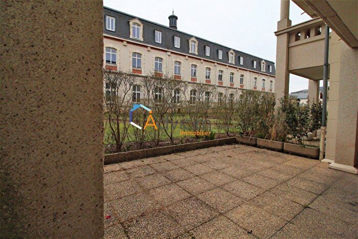 Appartement 4 pièces à louer à Orléans