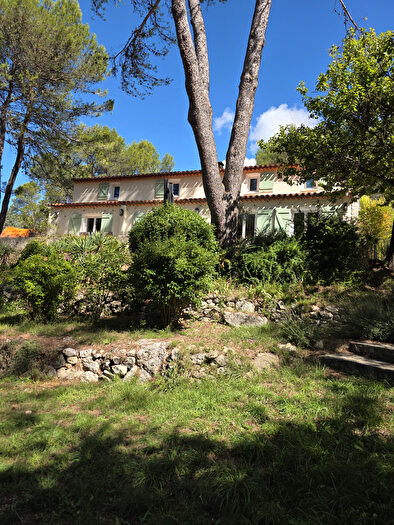 Maison à vendre - Cabriès - 8 pièces - 6 chambres