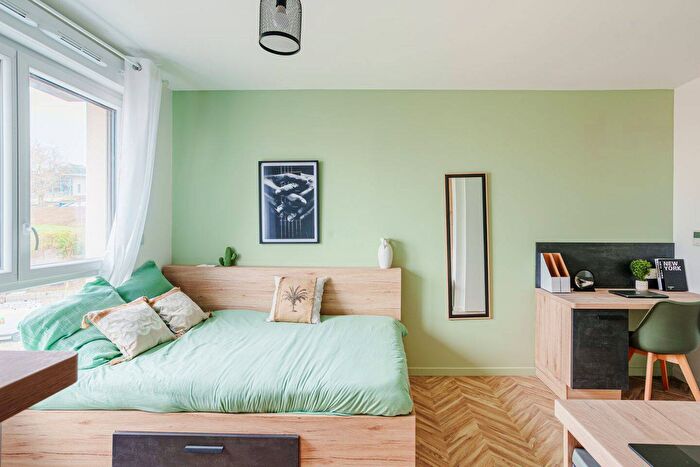 Appartement à louer - La Cotonne, Saint-Étienne - 3 pièces - 2 chambres