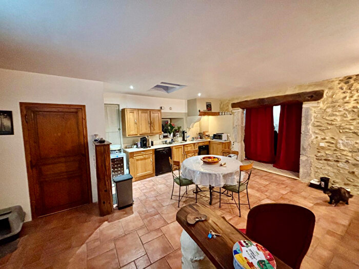 Appartement à vendre - Montélimar, Centre-ville - 3 pièces - 1 chambre