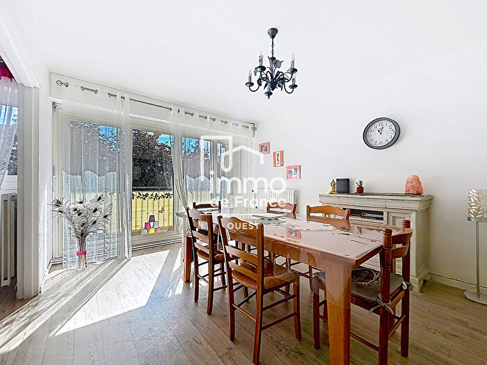 Appartement 4 pièces à vendre à La Roche-sur-Yon, Pyramides, Jean-Yole