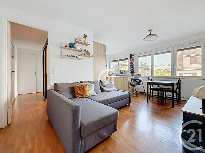 Appartement 3 pièces à vendre à Montreuil, Signac, Mûrs à Pêches