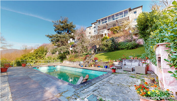 Maison à vendre - Coublevie - 6 pièces - 5 chambres