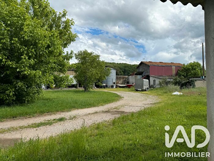 Maison 5 pièces à Montpezat, à vendre