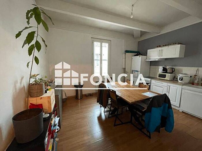 Appartement à louer - Vergèze - 3 pièces - 2 chambres