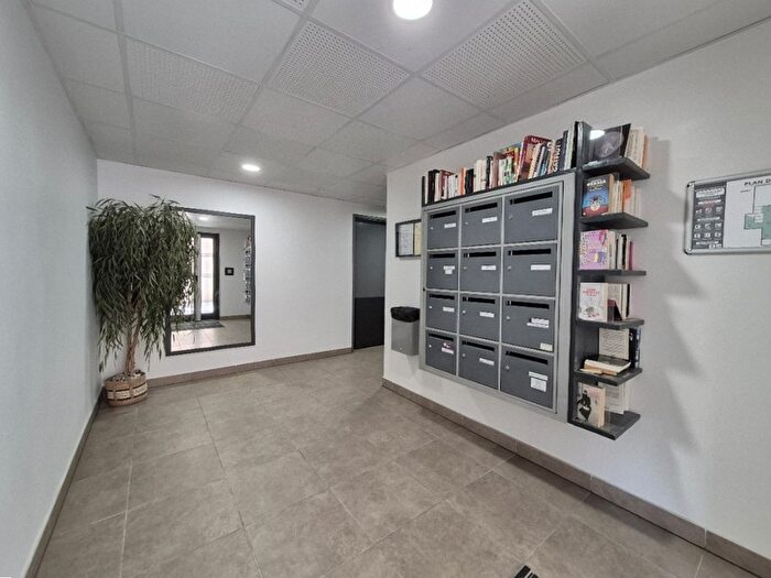 Appartement à vendre - Marseille e , LEstaque - 2 pièces - 1 chambre