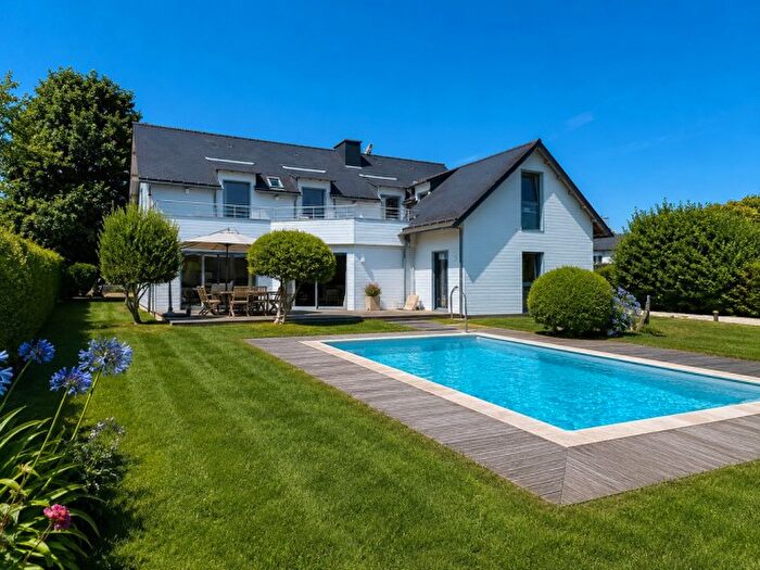 Maison 9 pièces à La Forêt-Fouesnant, à vendre