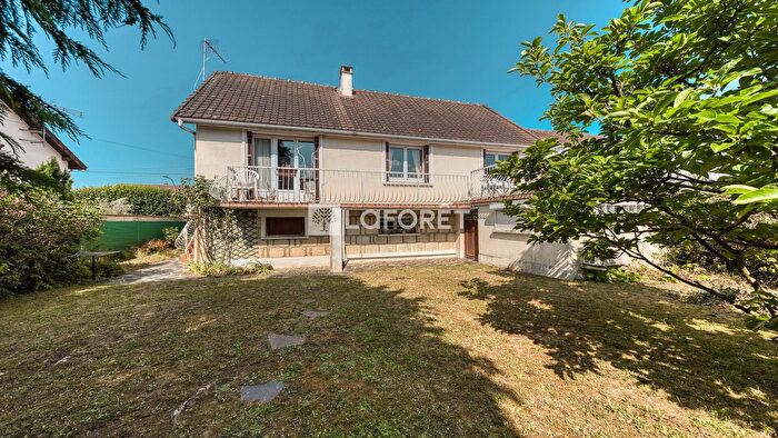 Roissy-en-Brie : Maison 5 pièces à vendre