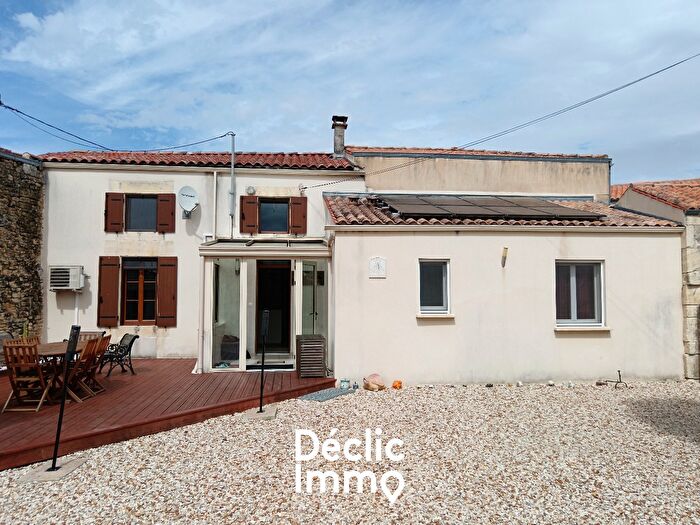 Maison à vendre - Bercloux - 5 pièces - 4 chambres