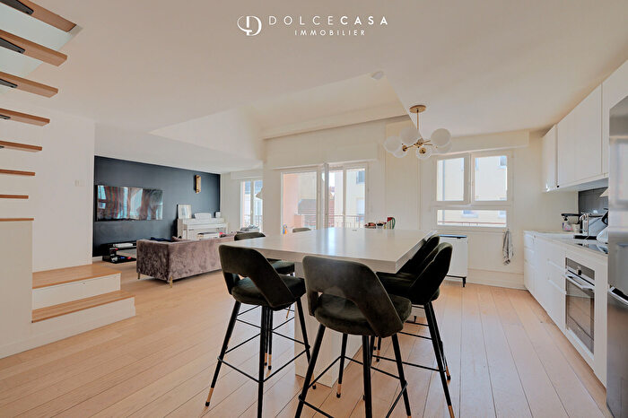 Appartement à vendre - Nogent-sur-Marne, Nogent Village - 5 pièces - 3 chambres