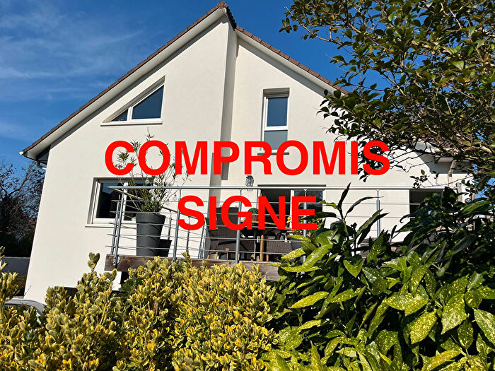 Maison à vendre - Riedisheim, Sud - 8 pièces - 5 chambres