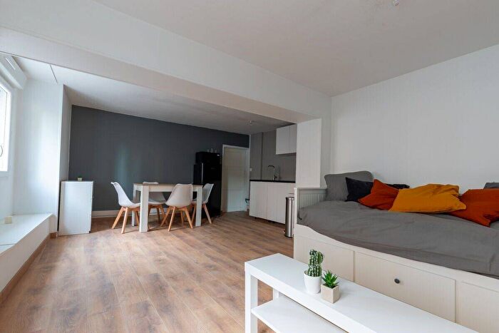 Belle Étoile-ème Db-Coulandon, Argentan : Appartement 1 pièce à louer