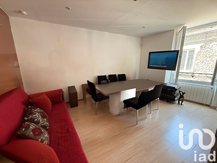 Appartement à vendre - Corbeil-Essonnes, Centre-ville - 3 pièces - 2 chambres