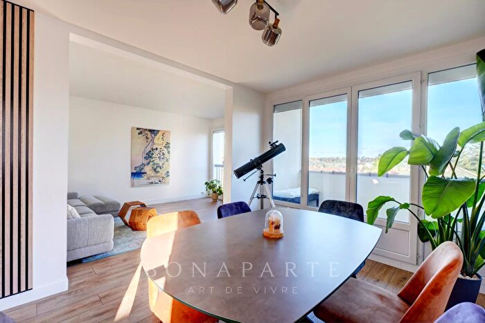 Appartement à vendre - Francheville, Francheville Le Haut, Les Cailloux, Le Bochu - 4 pièces - 2 chambres