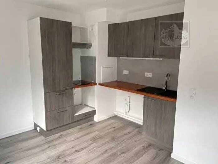 Appartement à louer - Jean Allemane-Aristide Briand, Savigny-sur-Orge - 2 pièces - 1 chambre