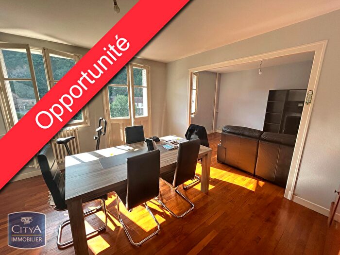 Appartement à vendre - Tulle, Centre-ville - 5 pièces - 3 chambres