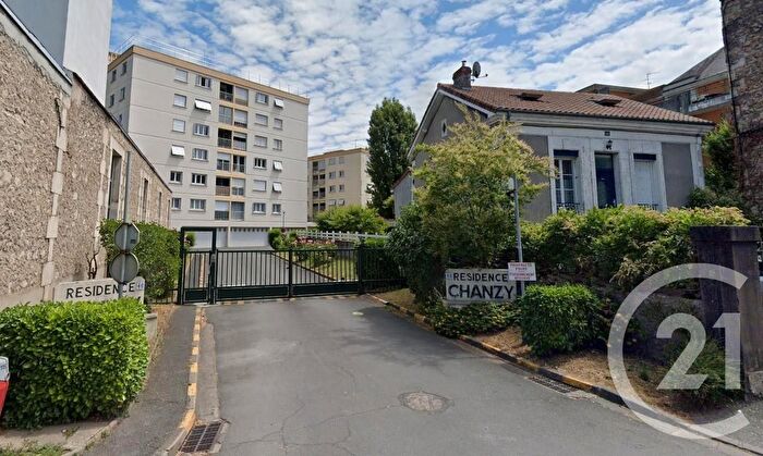 Appartement à vendre - Périgueux, Centre-ville, La Gare, Saint-Martin - 5 pièces - 3 chambres