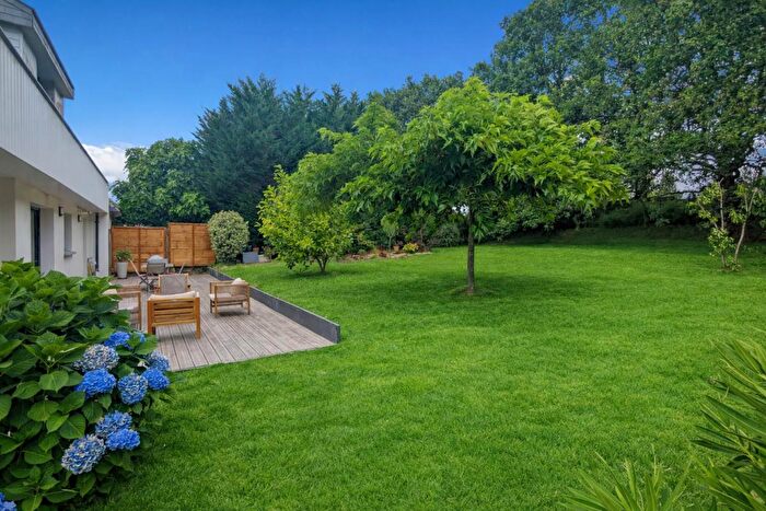 Maison à vendre - Theix - 6 pièces - 4 chambres