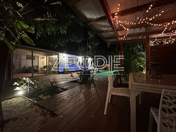 Maison à louer - Saint-François - 5 pièces - 3 chambres