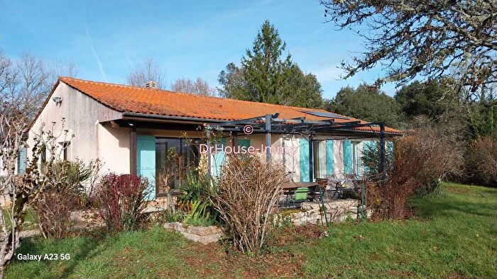 Escamps : Maison 6 pièces à vendre