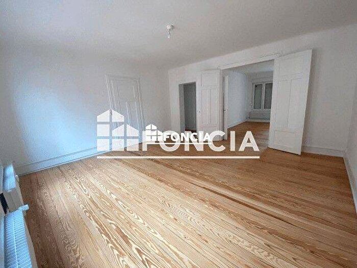 Neudorf Ouest Centre, Strasbourg - Appartement 3 pièces à louer