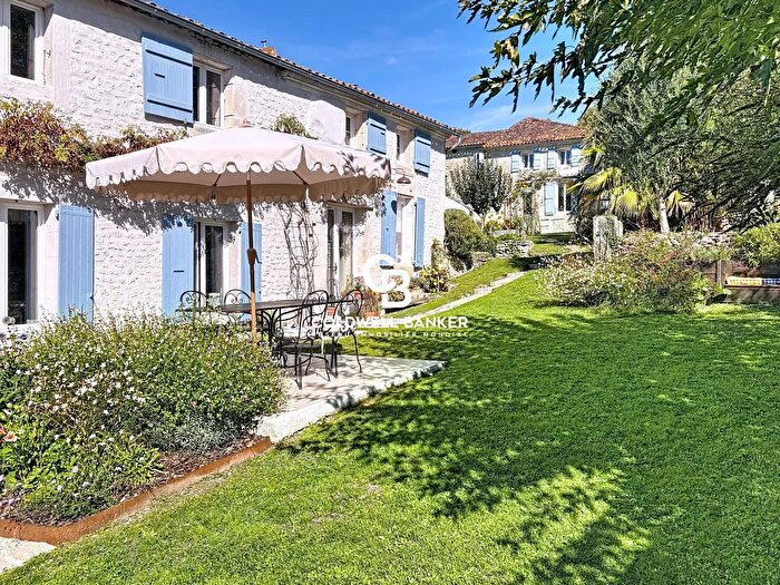 Maison 7 pièces à vendre à Dompierre-sur-Charente