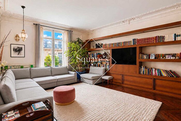 Paris 17ème, Courcelles, Wagram : Appartement 6 pièces à vendre