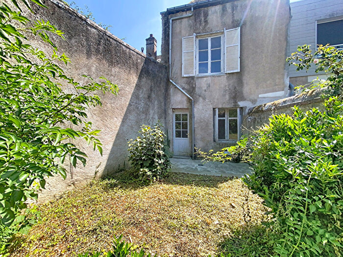 Maison 4 pièces à vendre - Amboise, Centre-ville