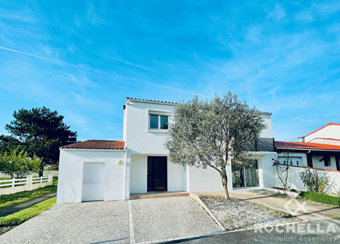 Maison à vendre - La Rochelle - 6 pièces - 5 chambres