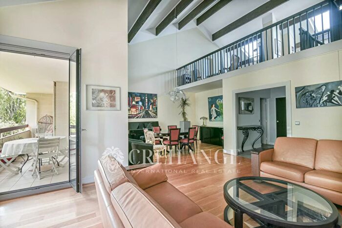 Louveciennes : Appartement 7 pièces à vendre