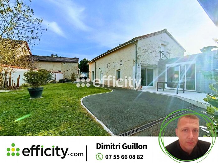 Maison à vendre - Saint-Cyr - 8 pièces - 5 chambres