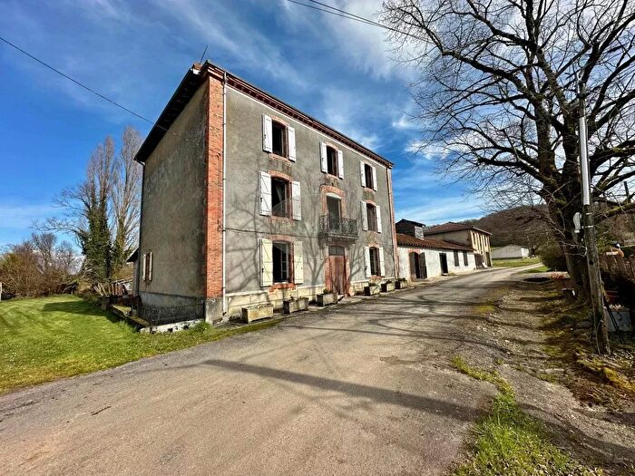 Maison à vendre - Saint-Pé-Delbosc - 12 pièces - 8 chambres