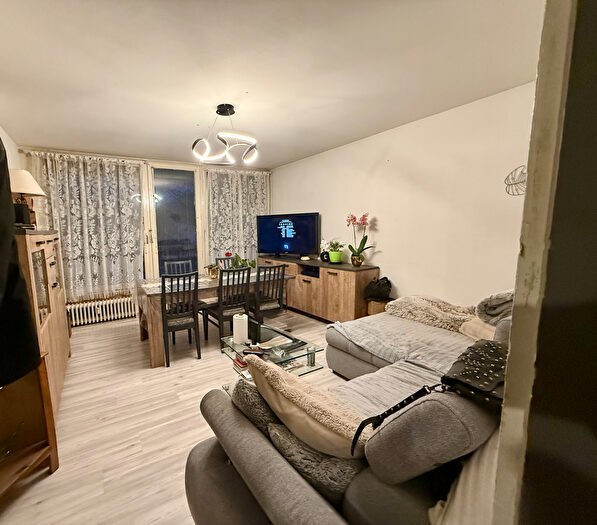 Appartement à vendre - Cluses - 3 pièces - 2 chambres