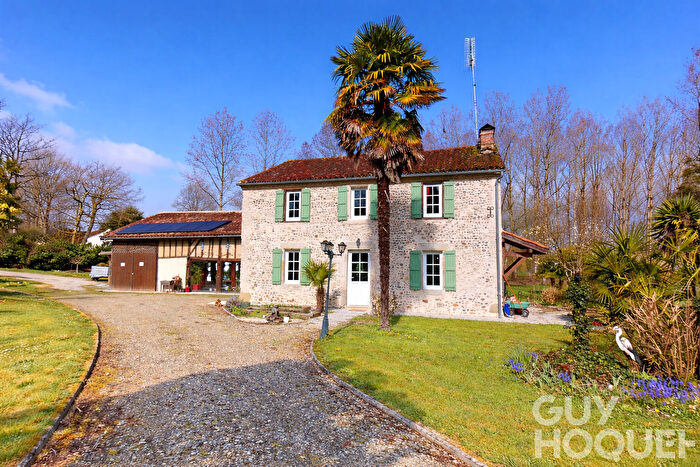 Maison à vendre - Bahus-Soubiran - 5 pièces - 4 chambres