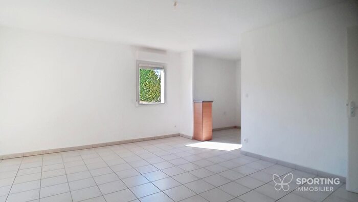 Appartement à louer - Masseube - 3 pièces - 2 chambres